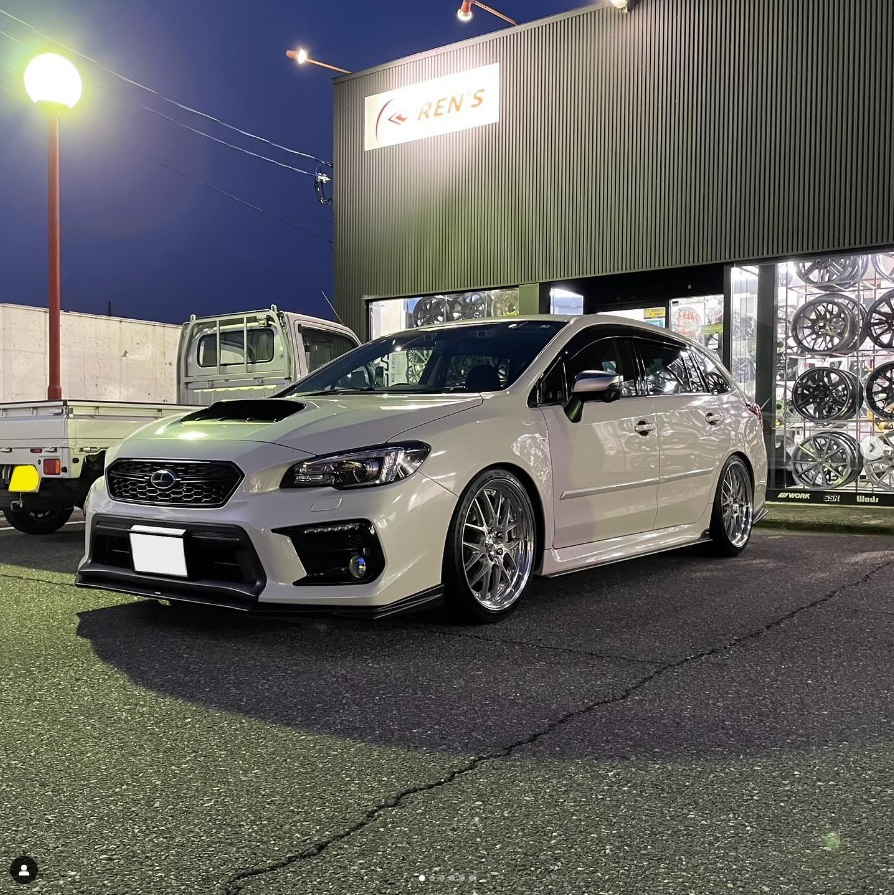 スバル レヴォーグ WORK ランベックLM7 | カーショップレンズは長浜市のタイヤ＆ホイール専門店