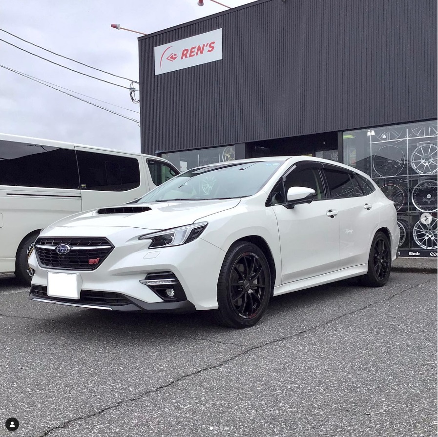 レヴォーグ RAYS ベルサス VT125S | カーショップレンズは長浜市のタイヤ＆ホイール専門店