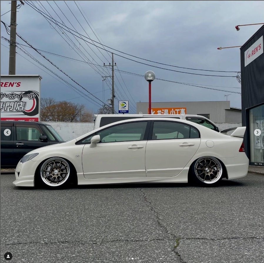 ホンダ FD2シビック タイプR SSRプロフェッサーSP5 | カーショップレンズは長浜市のタイヤ＆ホイール専門店